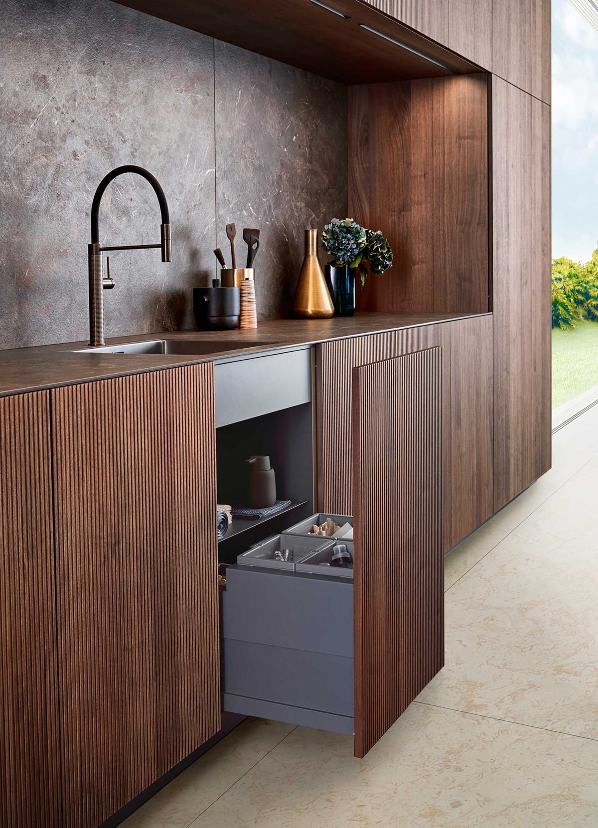 LEICHT - BOSSA WALNUT - Couchzone